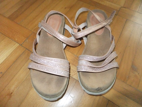 Nelli Blu CCC sandale br 35