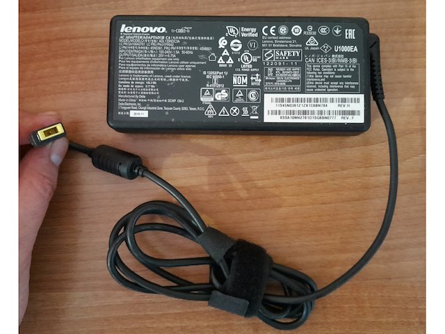 Adapter za napajanje Lenovo 20V 6.75A `kockica`