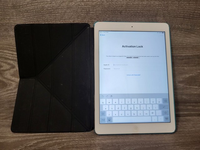 Tablet Apple iPad Air A1474 16GB Silver White iCloud Lo
