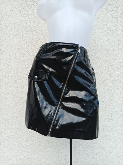 PVC/Latex Crna Suknja sa Šniranjem M