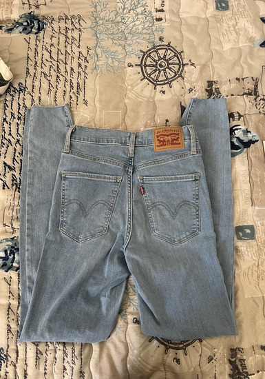 Levis farmerke