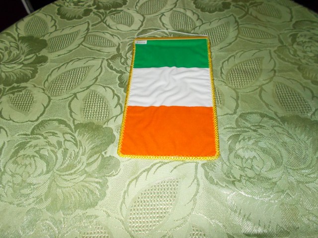 Irska - zastavica dimenzija 21x11 cm