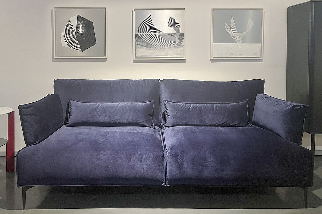 IRIS
SOFA PUNJENA PERJEM