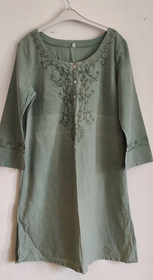 U etno stilu indijska pamucna haljina-tunika
