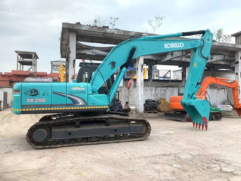 Kobelco SK200 bager guseničar