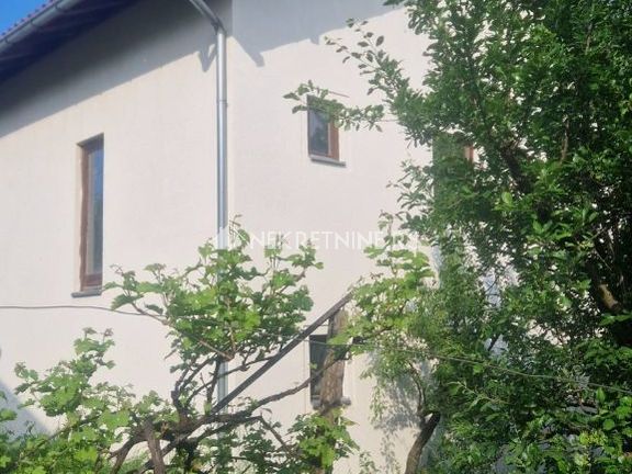 Kuća na odličnoj lokacji,Vrnjačka Banja
