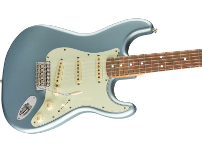 Fender Vintera 60s Stratocaster PF Ice Blue Metallic