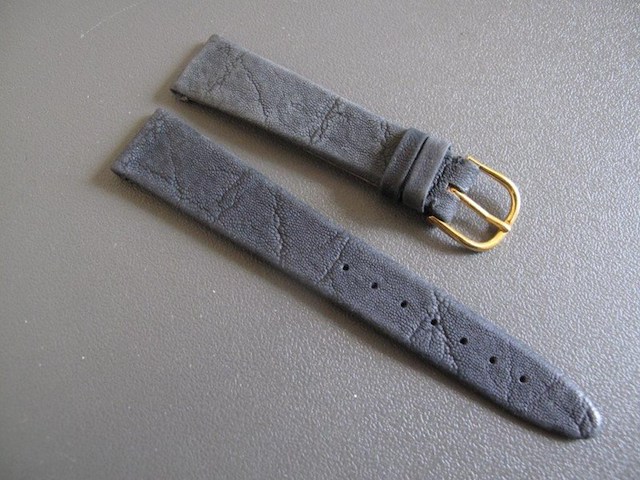Stara narukvica za sat - kačenje 19mm