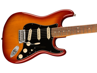 Fender Player Plus Stratocaster PF Sienna Sunburst