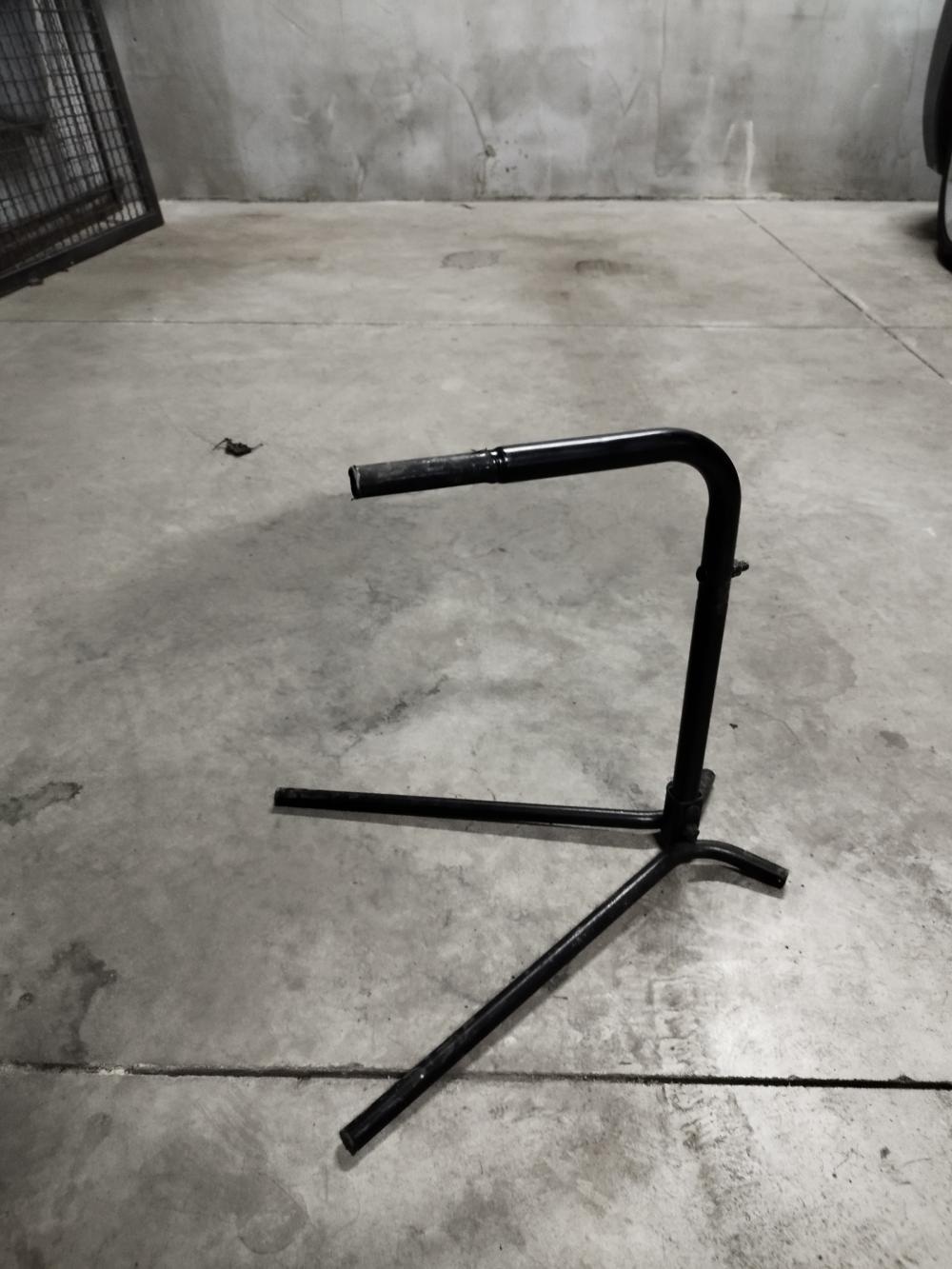 Bike stand Scorpion