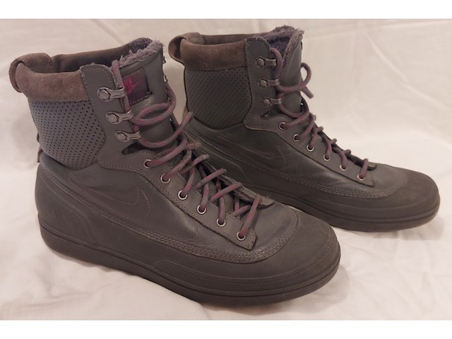 Patike Nike Tychee Mid Winter Gray broj 39