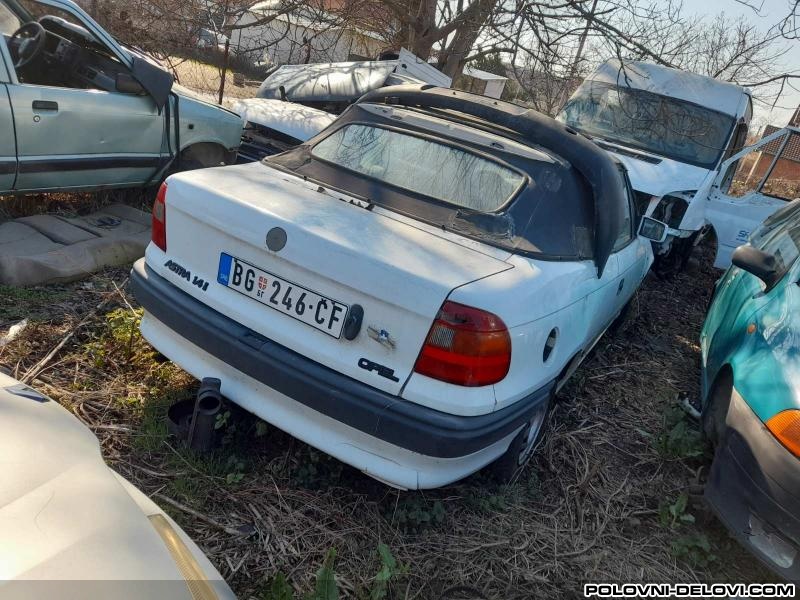 Opel Astra Kompletan Auto U Delovima