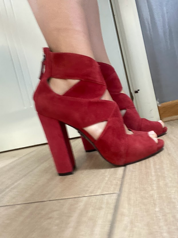 GUESS crvene sandale