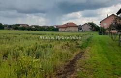 Futog-Odličan Građevinski plac 686 m2 u Novom Futogu-065/385 8880