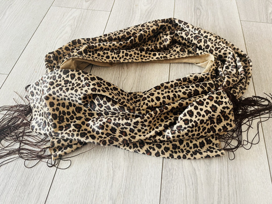 Animal print šal