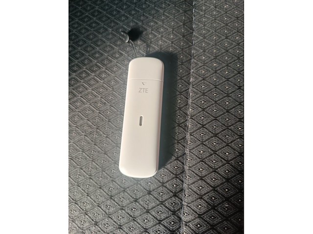 ZTE MF833V 4G LTE usb internet modem otkljucan