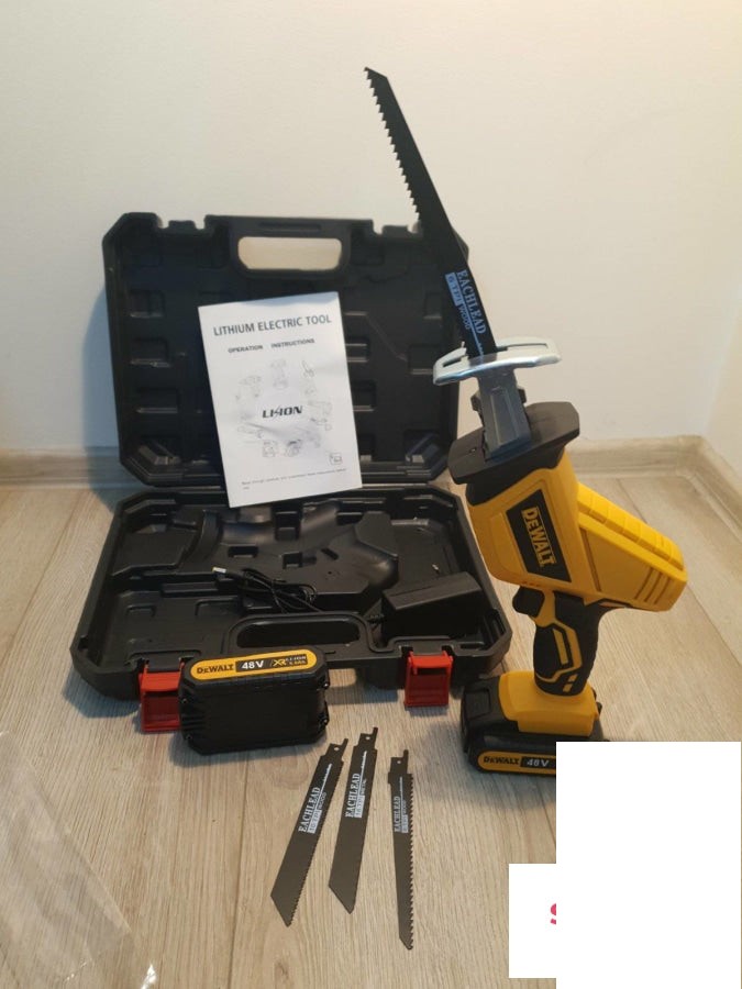 Aku testera lisičarka DEWALT 48v +dve baterije i testere – Aku testera lisičarka DEWALT 48v +dve baterije i testere