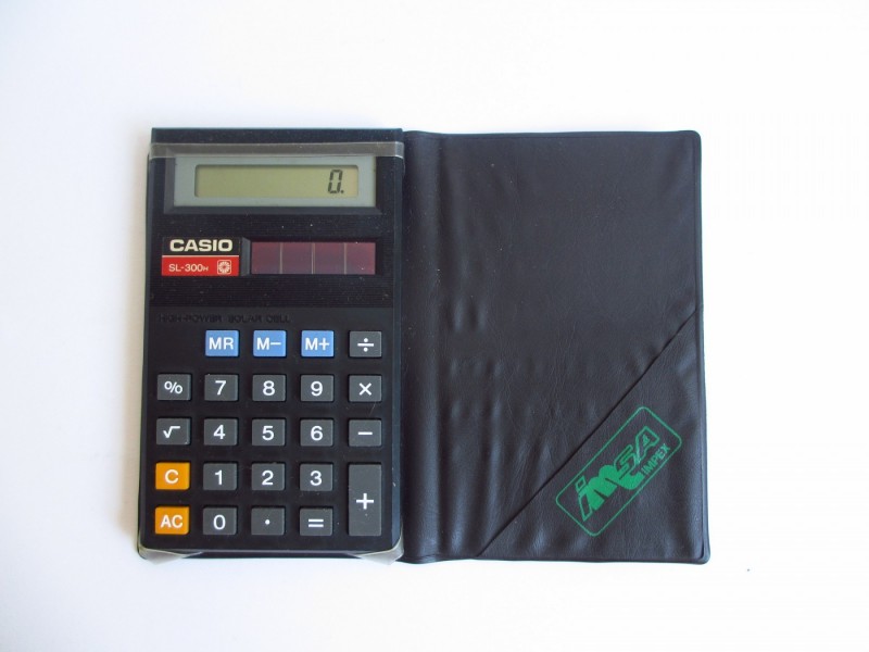 CASIO SL-300H Solarni digitron kalkulator