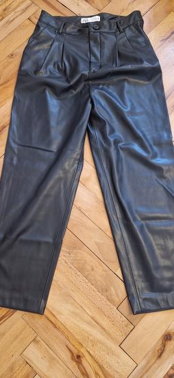 Nove Zara pantalone S