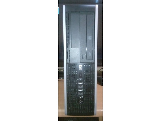 Desktop racunar (110) HP Compaq 8000