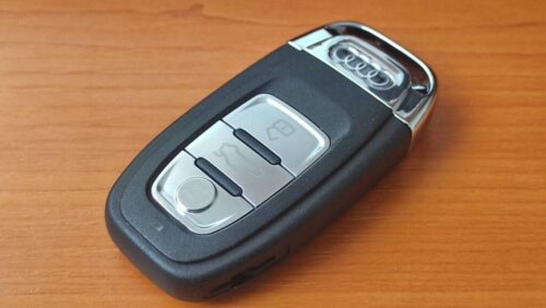 Kljuc kompletan AUDI Q5 3 tastera