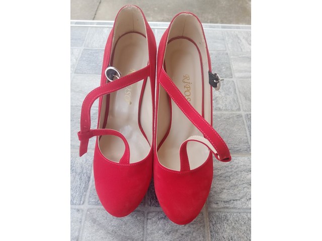 Elegantne crvene cipele sa platformom br. 38