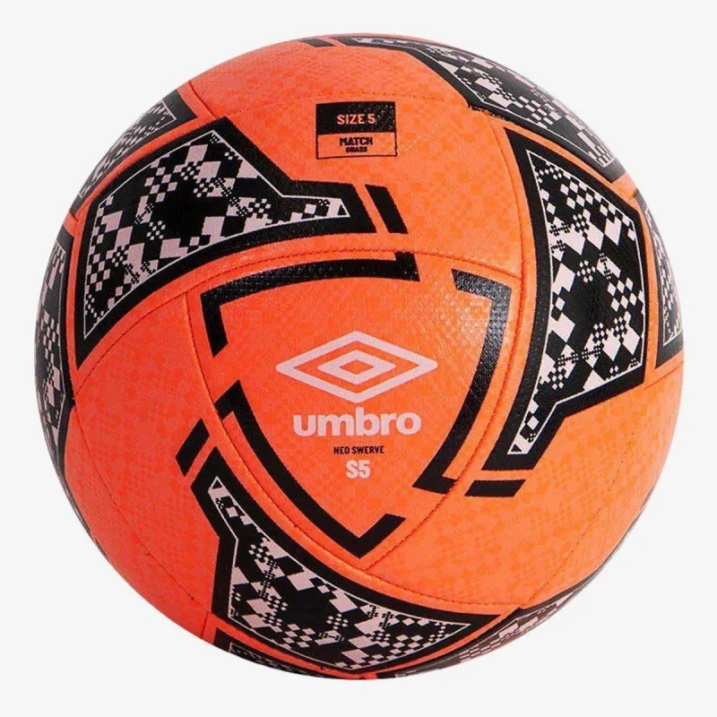 Umbro NEO SWERVE