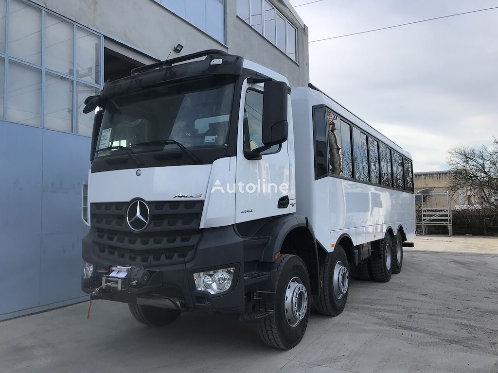 Mercedes-Benz 2021 terenski autobus