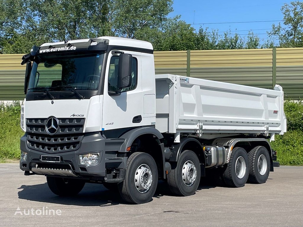 Novi Mercedes-Benz Arocs 4142 kiper