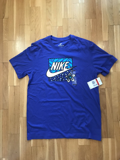 AKCIJA!!! Nike majica - nova original.