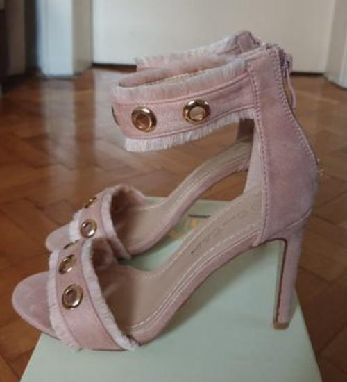 Puder roze sandale