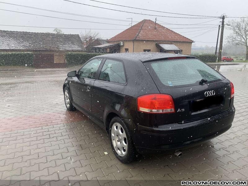 Audi A3 Polica U Gepeku Enterijer