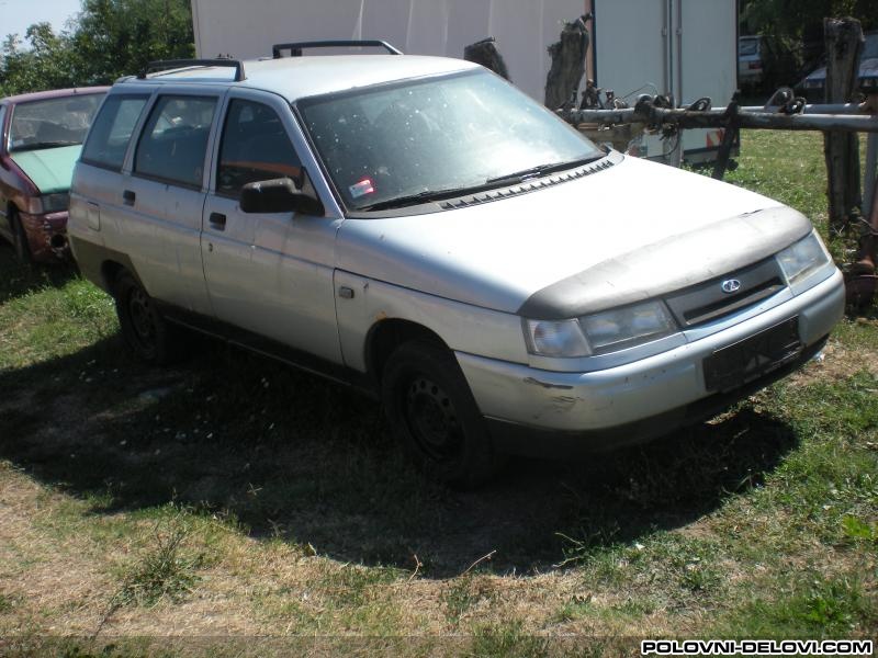 Lada 111 U Delovima Kompletan Auto U Delovima