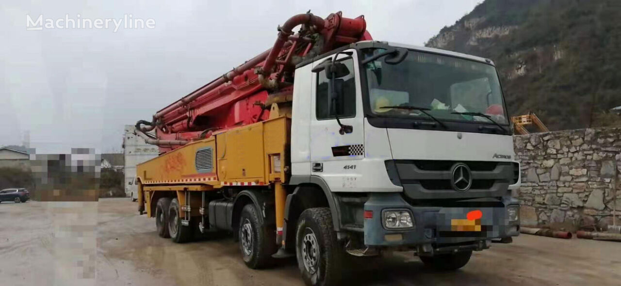 Putzmeister M56 na šasiji Mercedes-Benz pumpa za beton