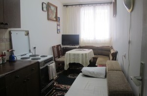 Prodajem Stan-Apartman, Karaburma, Beograd Grad