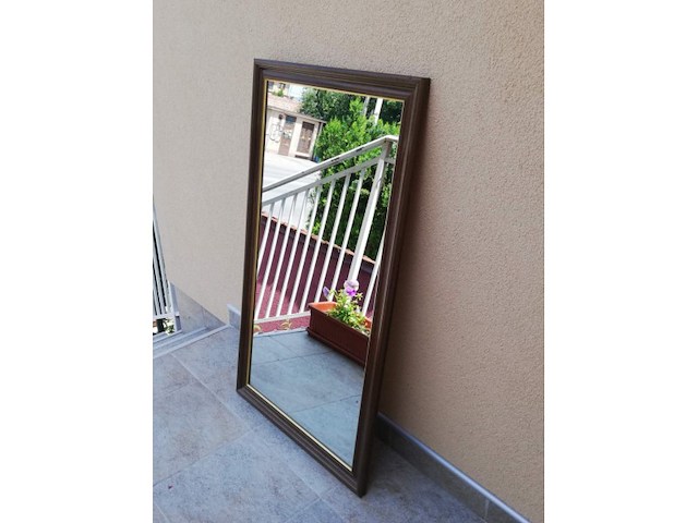 Ogledalo 105x59 cm - kvalitetno ogledalo