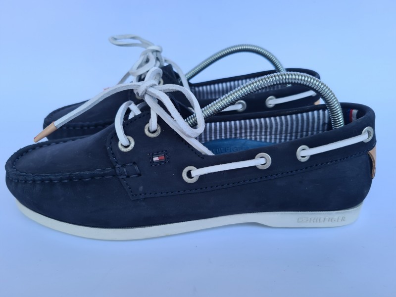 Original TOMMY HILFIHIGER kozne cipele 38/24.5 NOVO