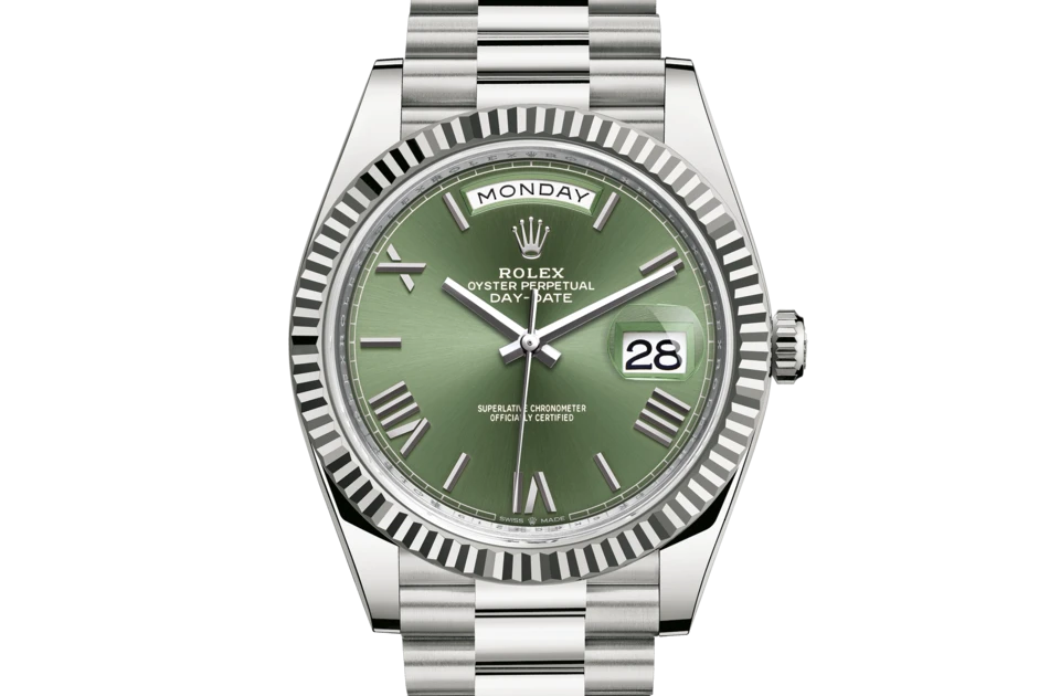 Rolex
DAY-DATE 40
Oyster, 40 mm, white gold
M228239-0033