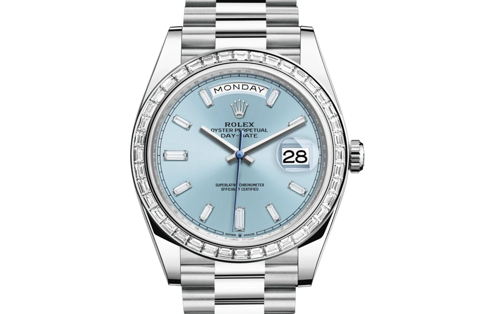 Rolex
Day-Date 40
Oyster, 40 mm, platinum and diamonds
m228396tbr-0002