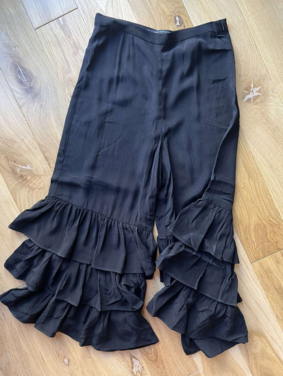 Zara pantalone 100% viskoza