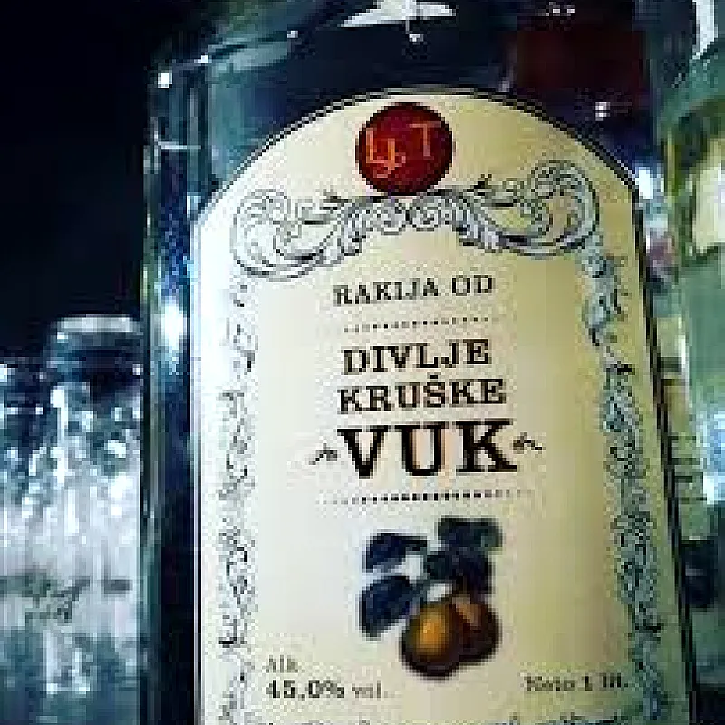 VUK RAKIJA DIVLJA KRUŠKA 0.7