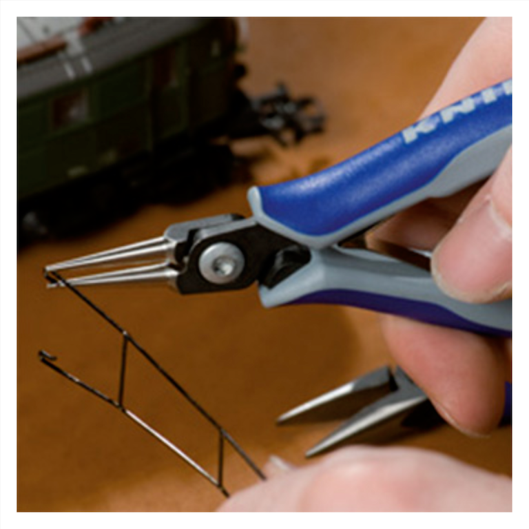 Knipex – Precizna klešta za hvatanje za elektroniku 135mm – 34 22 130
