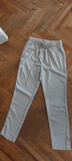 pantalone sportsko elegantne