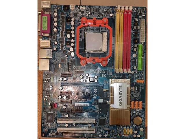 Gigabyte GA-M55S S3 maticna ploca + Athlon x2 3800+ 64b