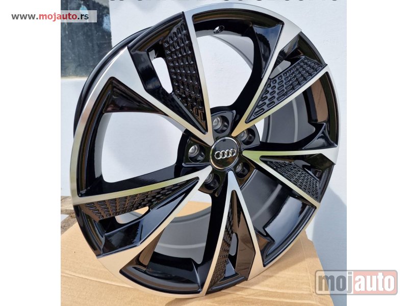 18 Audi Alu felne 5x112/2modela. 8j/et35/cb 66,45.