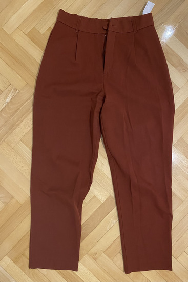 ZARA pantalone