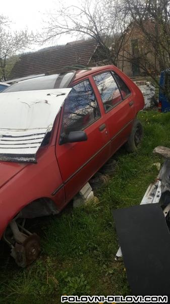 Peugeot 205 Kompletan Auto U Delovima