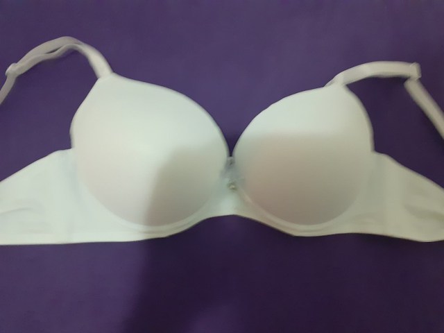 NOV BELI GLAT BRUS 85B PUSH UP