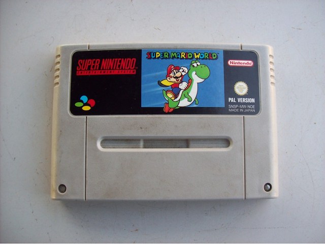 SUPER MARIO WORLD - SNES