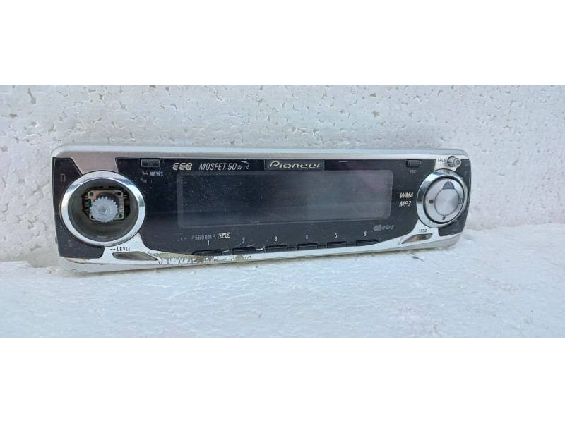 LIMIT CENA: Autoradio Pioneer DEH-P5600MP prednji panel